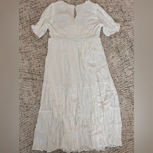 In Bloom | Dresses | Brand New Pink Blush Ivory Floral Embroidered Midi ...